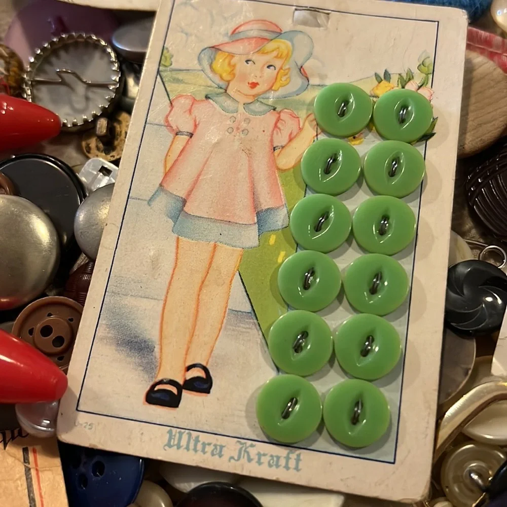 ulta kraft | Office | Antique Vintage Buttons Carded Costumakers ...